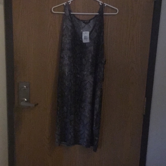 Poof New York | Dresses | Poof New York Snakeskin Grey Dress 2x | Poshmark